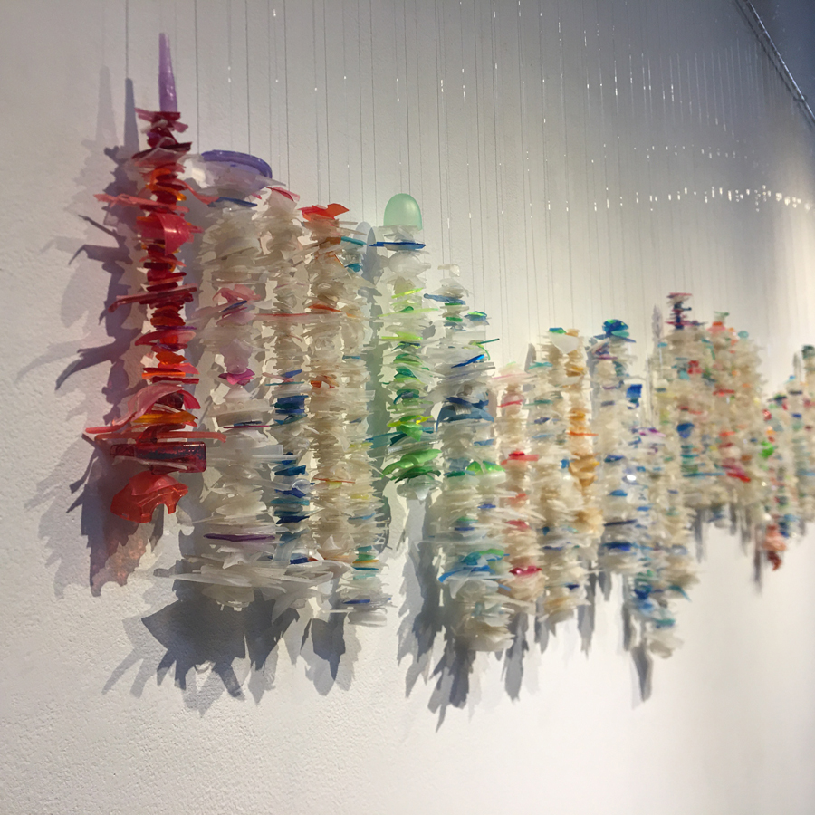 ARTICULATE: Rox De Luca, Still gleaning for plastics, on the beach