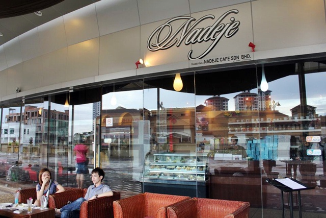Being Hildaladida: Nadeje Patisserie Cafe