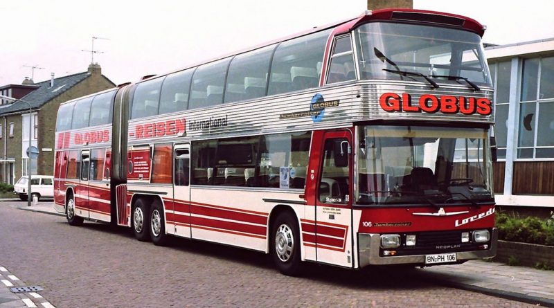 Neoplan Jumbocruiser: el autobús turístico más grande del mundo