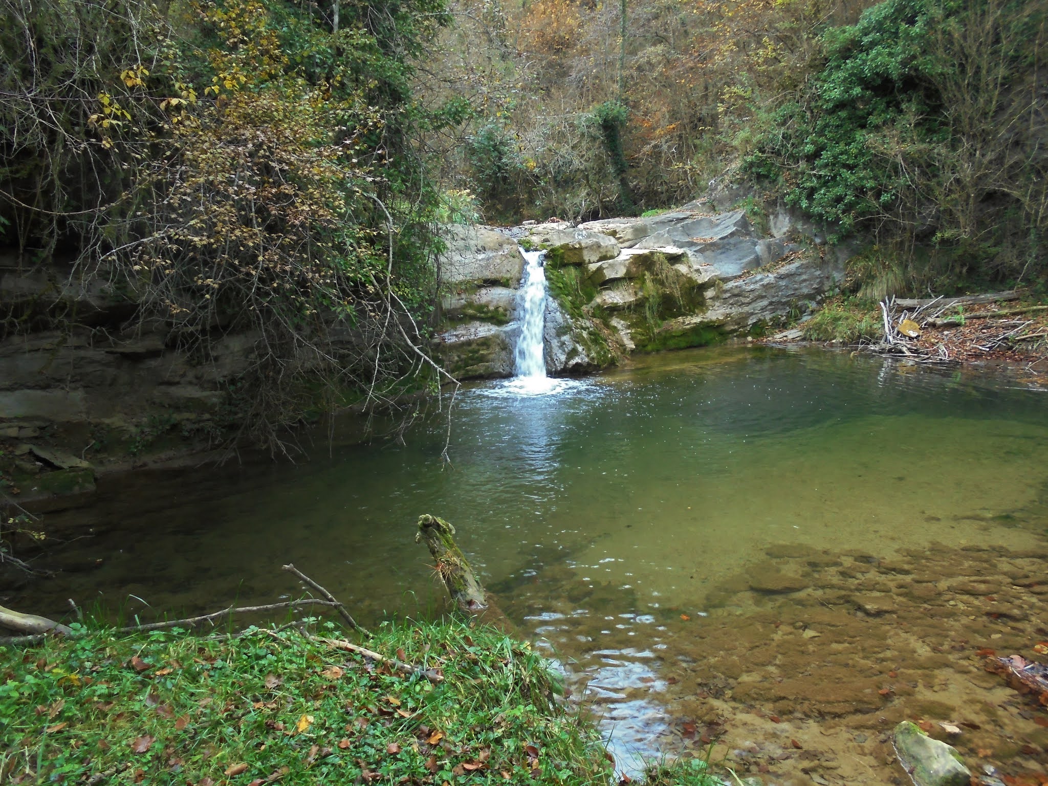 MUNTANYA: Les Llosses (El Cremat), Penya del Roquer, Molí i gorg de ...