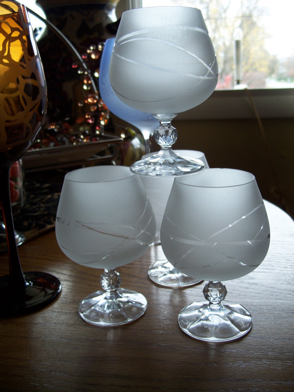 Softer Side of Me: tutorial: Frosted Stemware