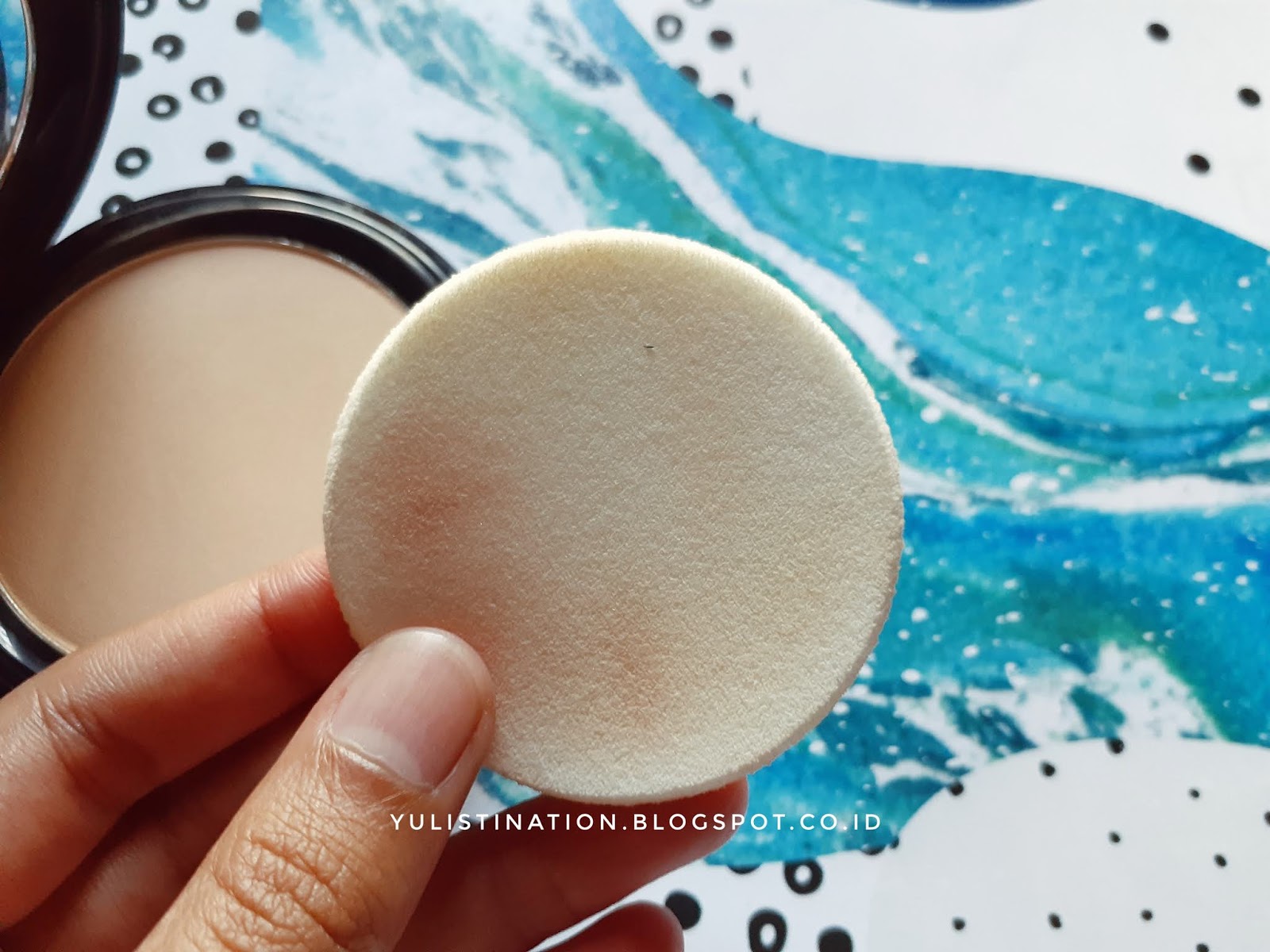 REVIEW : Makeover Perfect Cover Two Way Cake 03 Maple | Tips Kecantikan ...