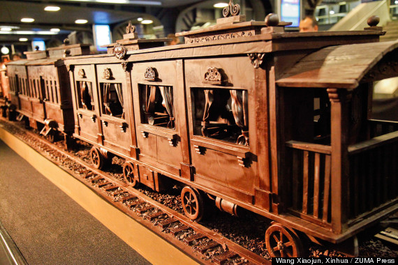 Dying for Chocolate: Chocolate Train: World's Longest Chocolate Structure