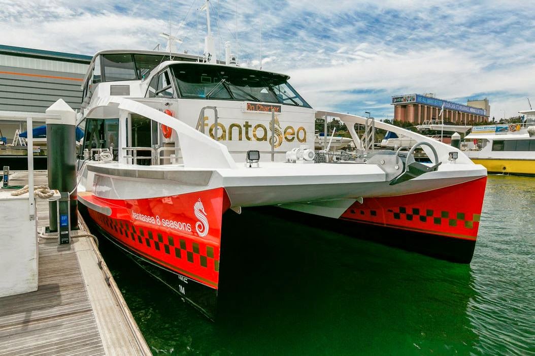 New Fantasea fast ferries on Sydney Harbour | Karsten Friedrich