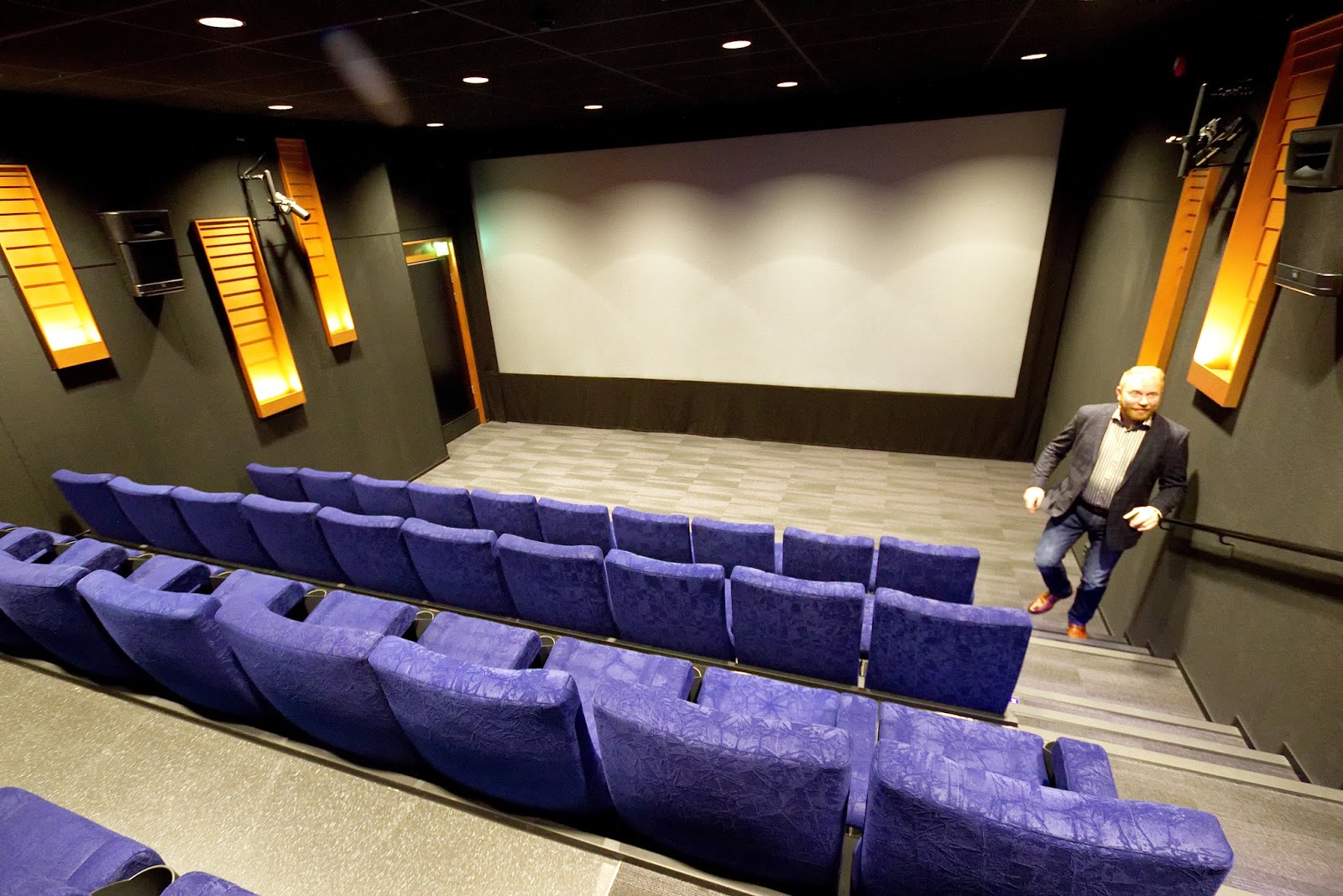 Elokuvateattereita: Bio Rex Sveitsi