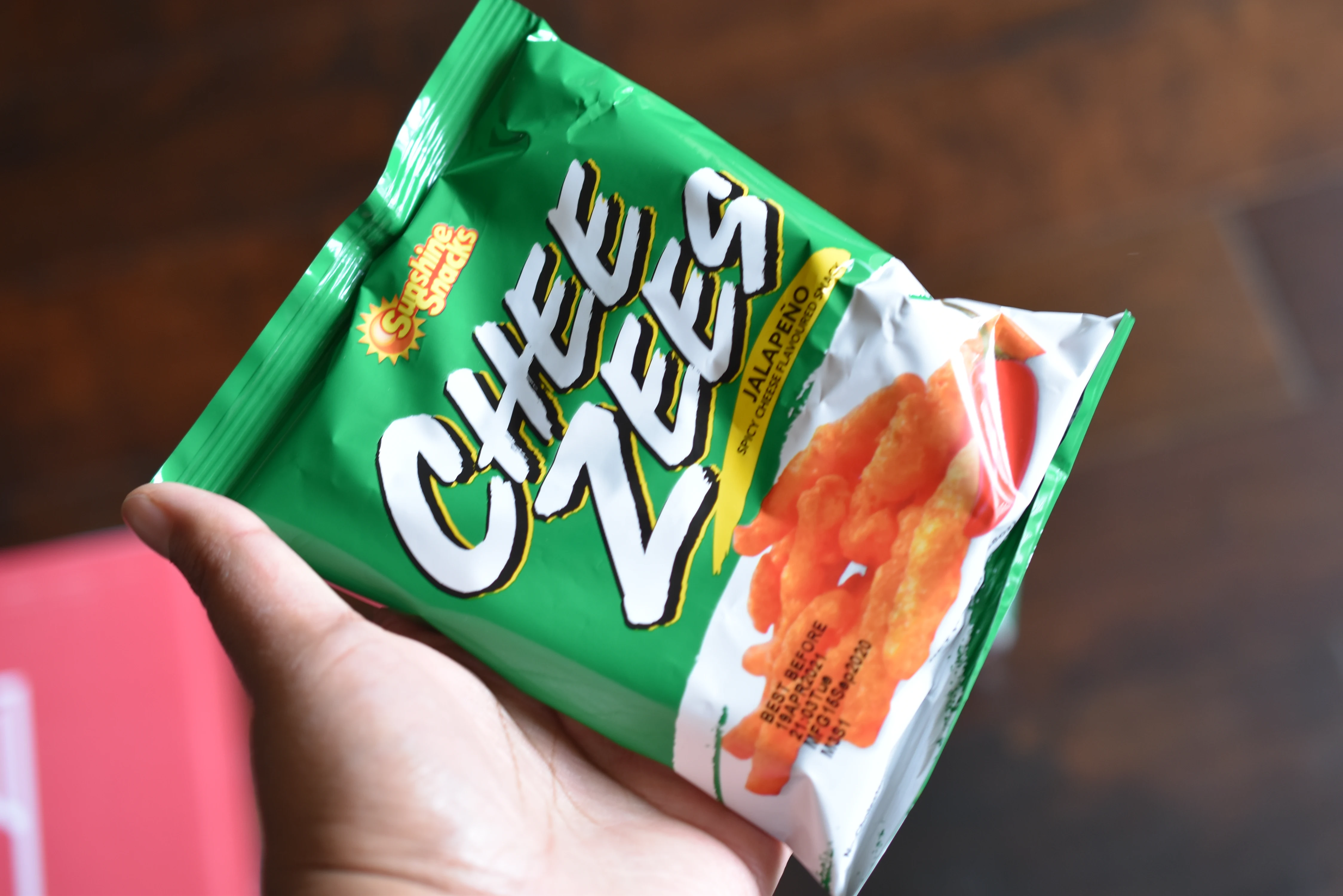 (Video) Try International Snacks Monthly: Munch Addict Review