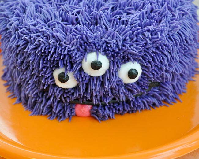 Beki Cook's Cake Blog: "Wild About You" - Easy Monster Cake