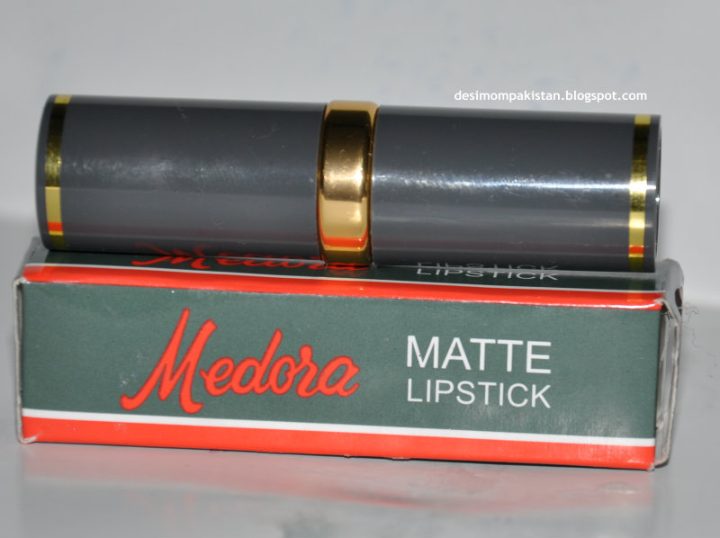 Glam By Amna: MEDORA MATTE LIPSTICK IN REAL RED