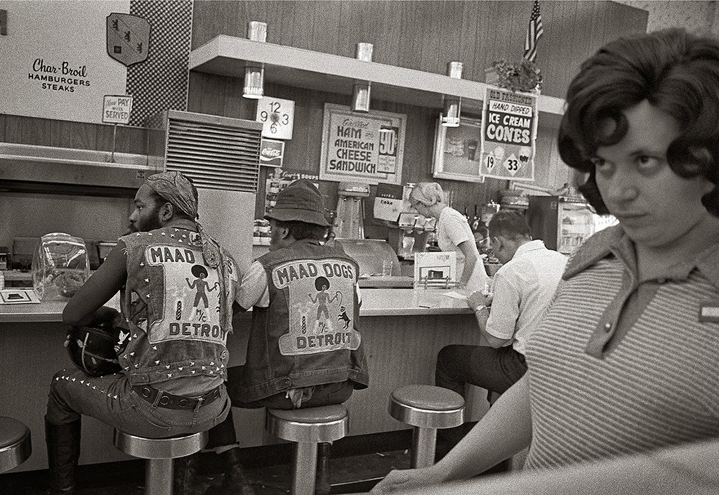 Amazing Black and White Photographs of Life in Detroit in the 1970s ...