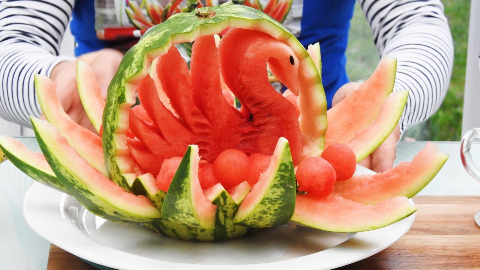 ItalyPaul - Art In Fruit & Vegetable Carving Lessons: DIY Fruit Art ...