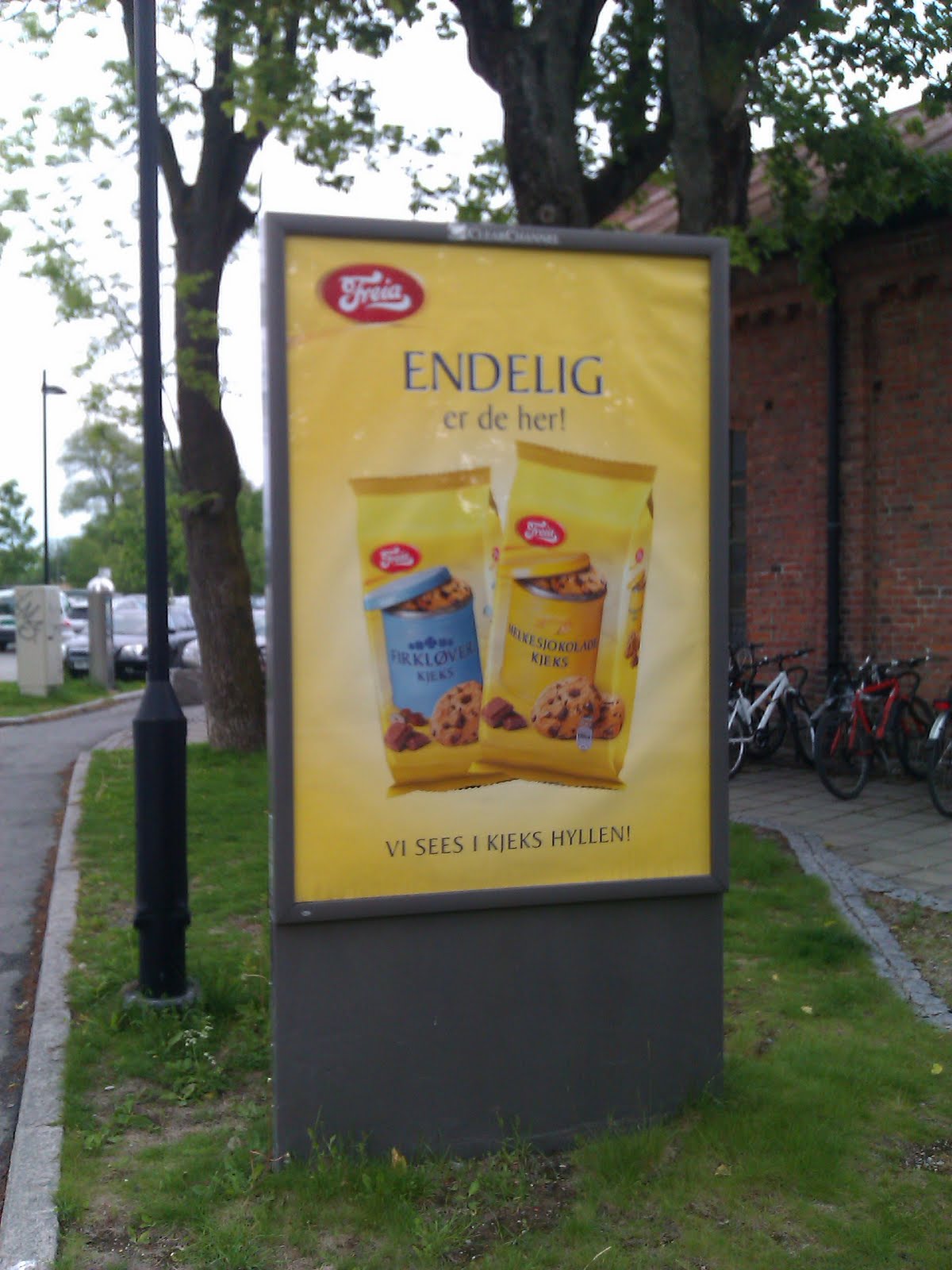 Kjetil Lier Svendsen: Feilskriving: Freia-plakat i Fredrikstad ...