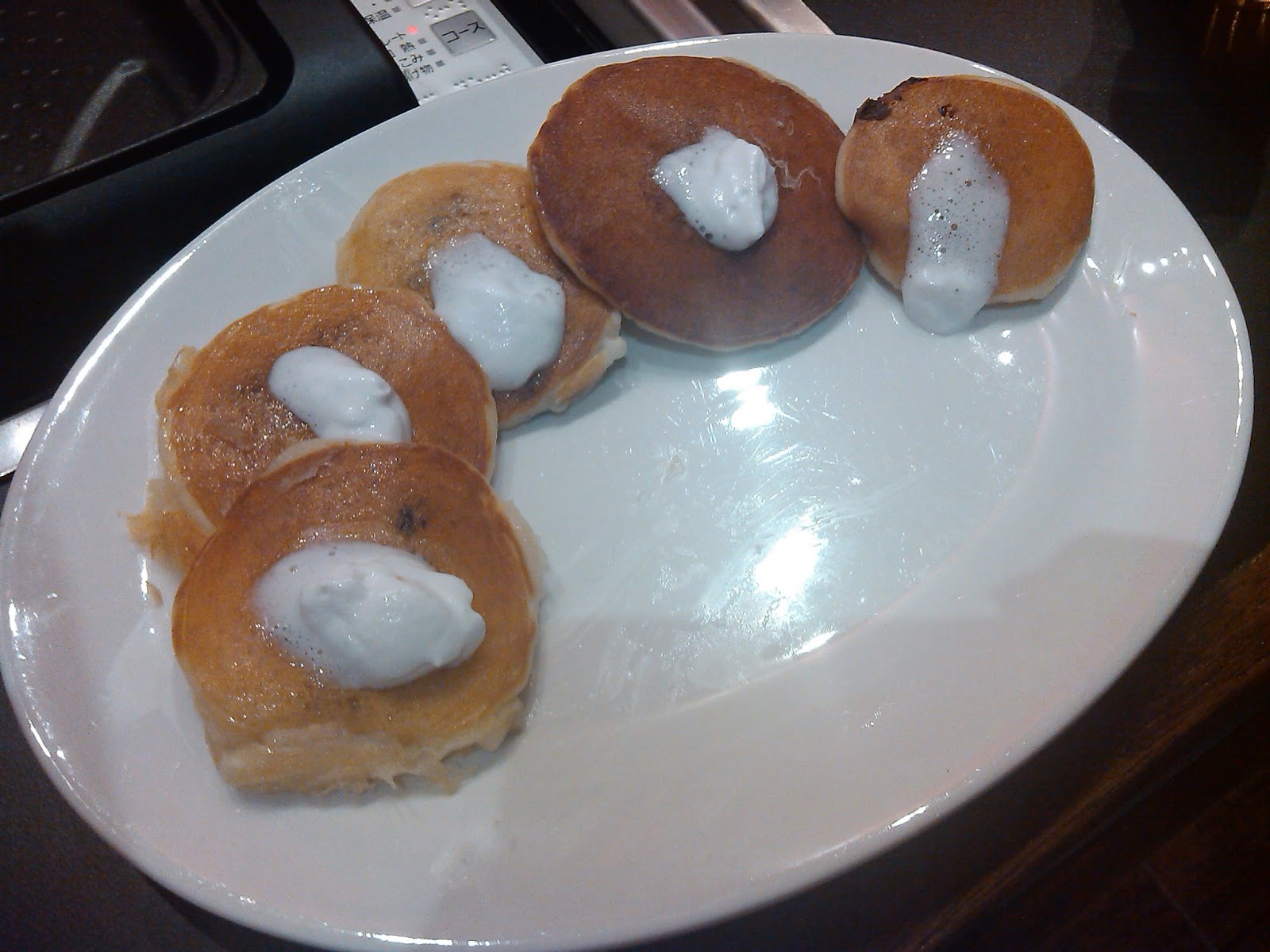 DIY Pancakes at Slappy Cakes – The Daily Urban of Wandering Saphira