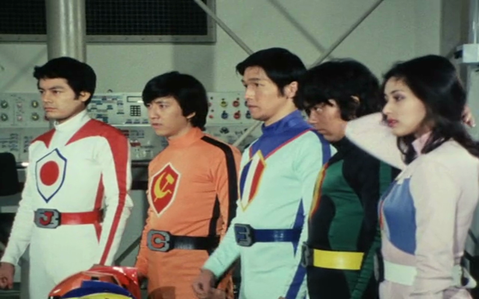 Emerald Rangers: Battle Fever J Ep. 1: Assault!! Run to the Ballpark ...