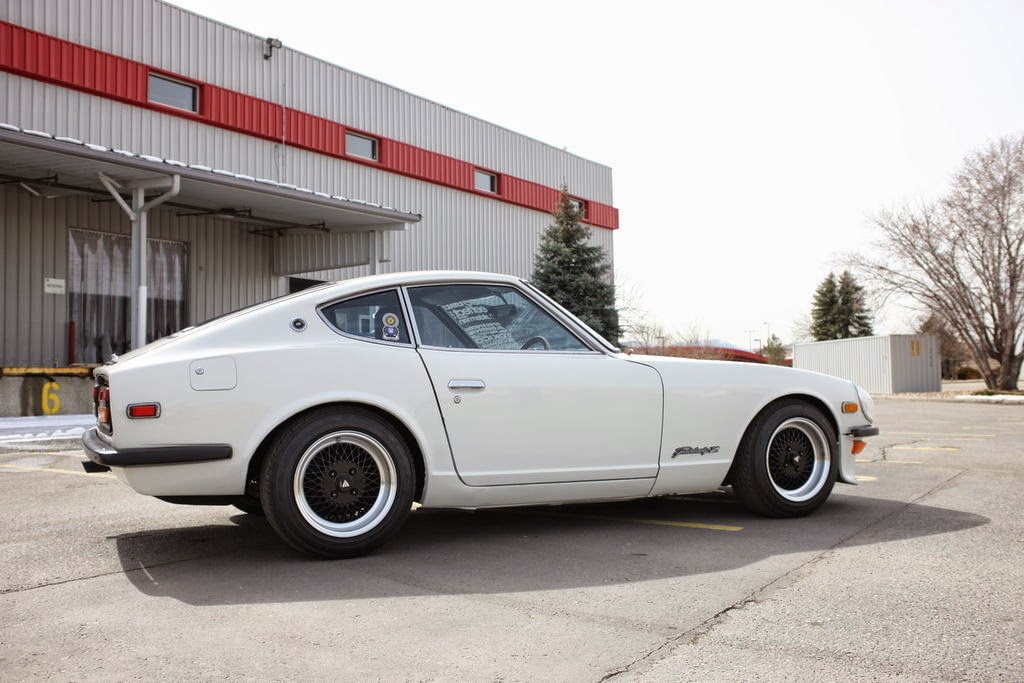 10k: SEMA Booth Survivor: 1971 Datsun 240Z - DailyTurismo