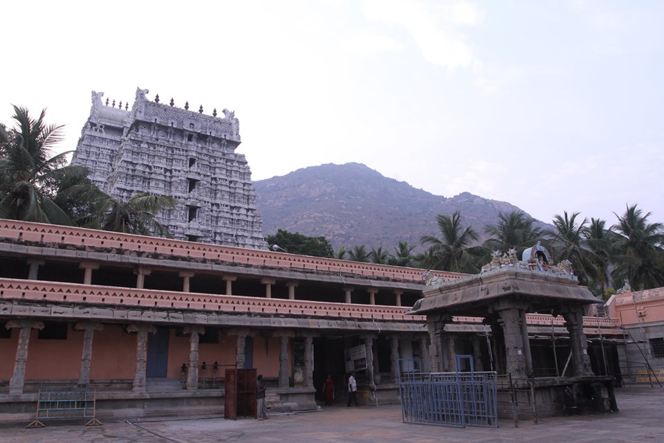 A PROFOUND HAPPENING WITH ARUNAGIRI YOGISHWARA