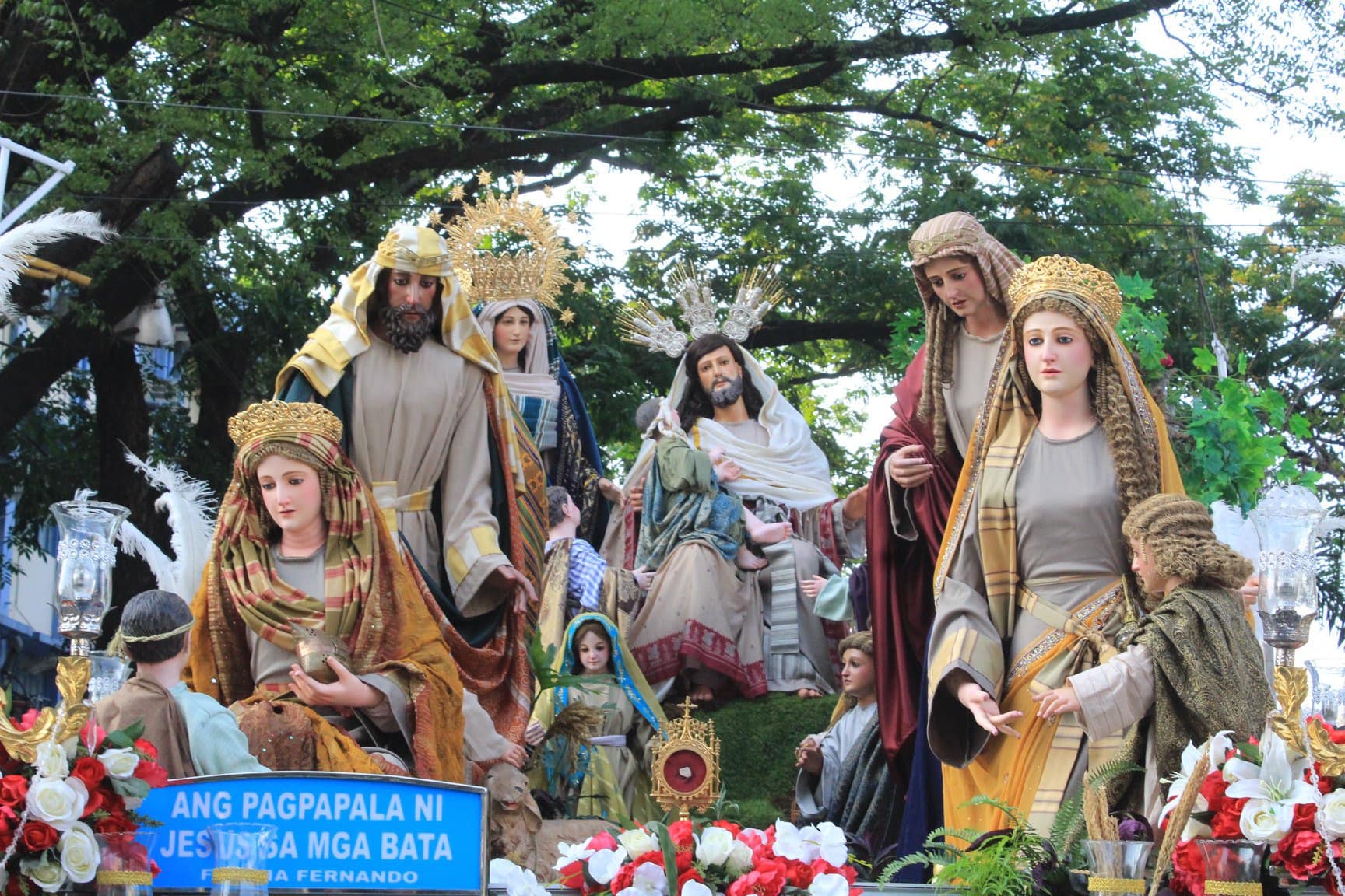 Ave Maria! (Ina ng Diyos, Ina ng Pilipino): The Holy Week Procession ...