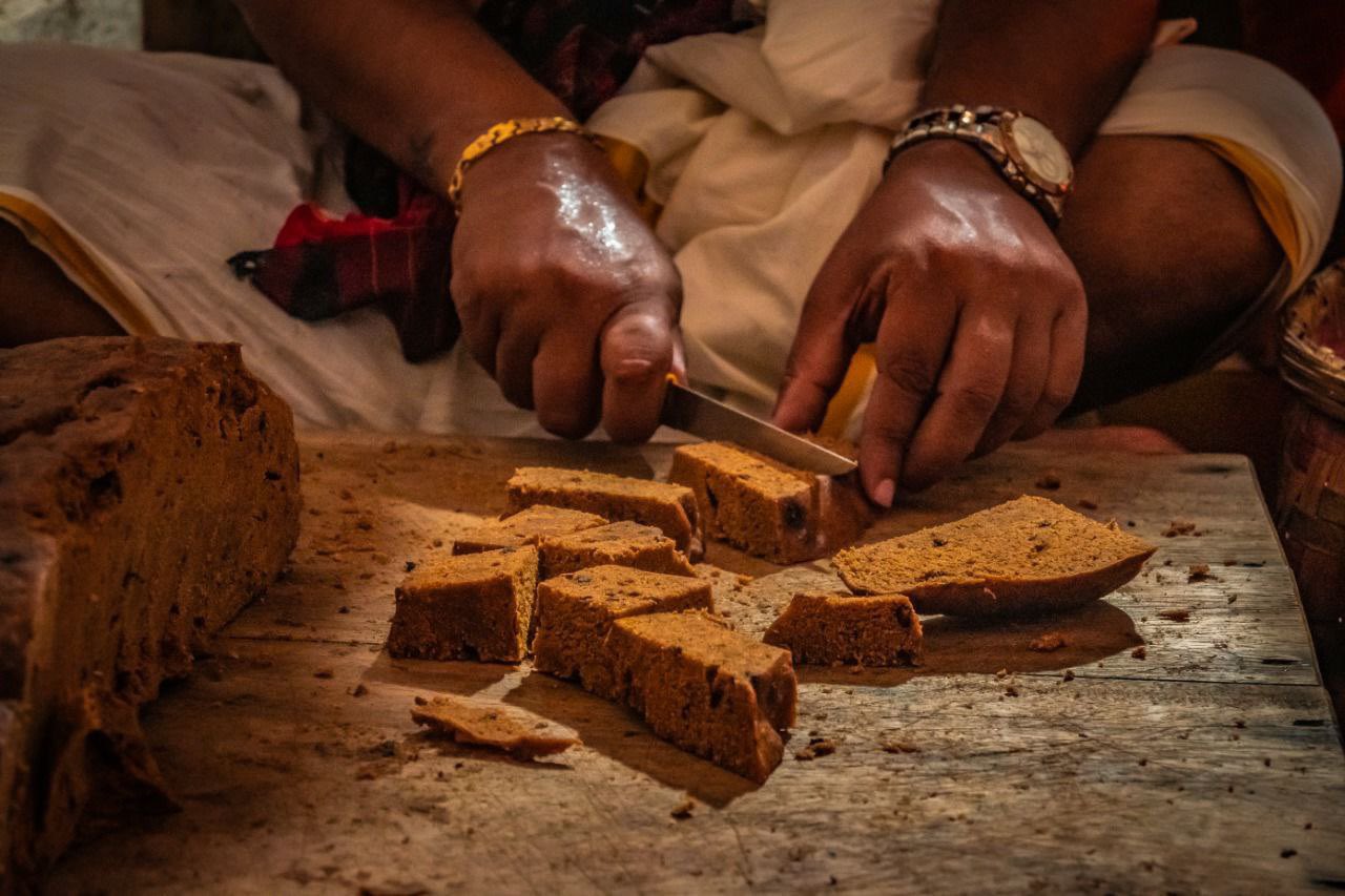Preparation of Podo Pitha for Lord Jagannath