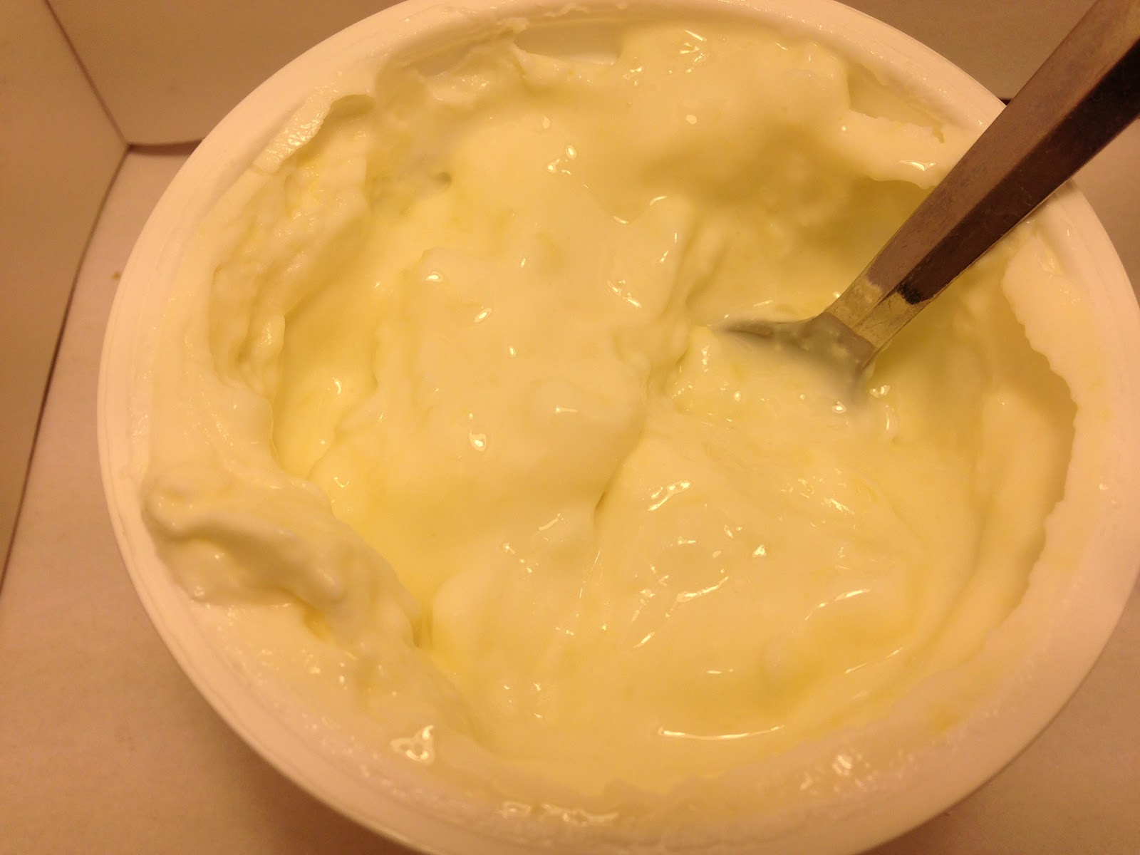 Crazy Food Dude: Review: Chobani Lemon 0% Greek Yogurt