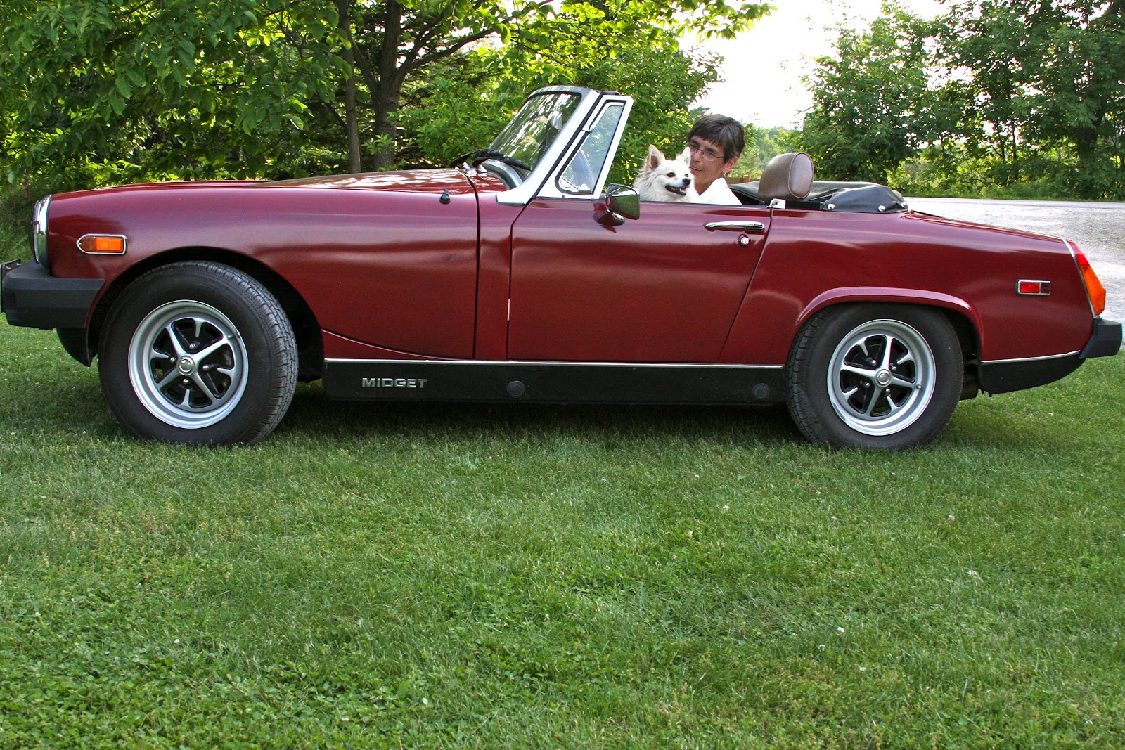 i drive like a girl: Microcar North lights up La Contessa