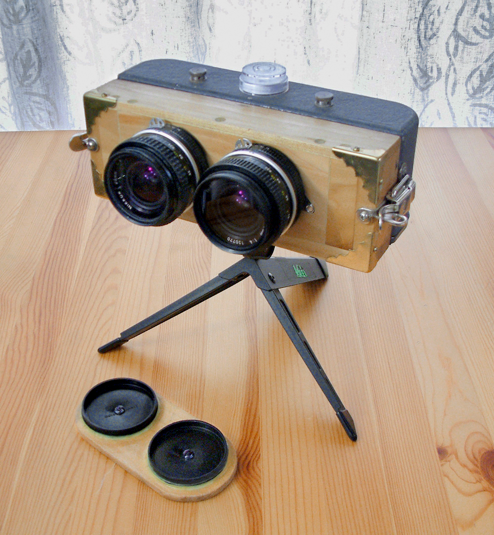- PHOTO CAMERA TIPS -: Digital Backs on Wooden Field Cameras
