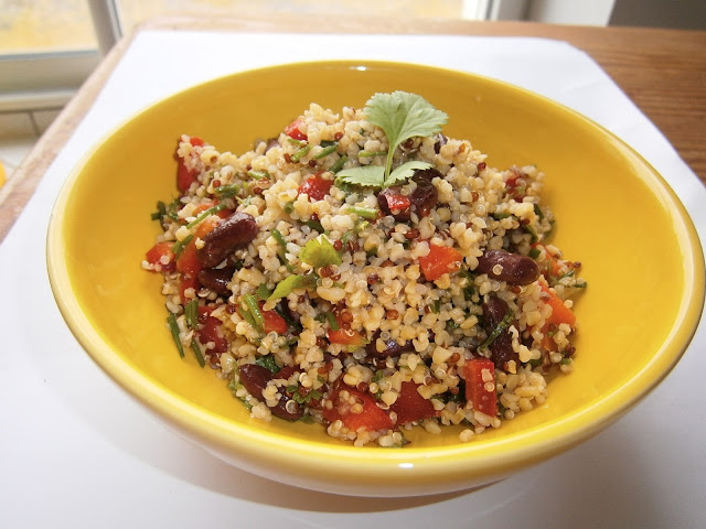 Délices d'une novice: Salade de quinoa-boulgour façon tex-mex ...
