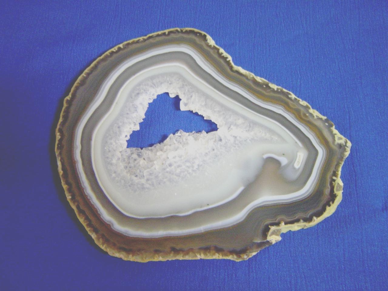 GEMAS DO BRASIL: A SURPREENDENTE ÁGATA