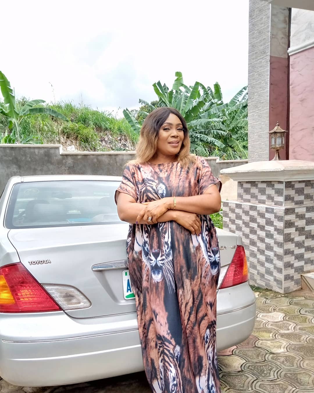 House, Cars : Adaeze Chiegbu lives in Enugu and drives her own car.