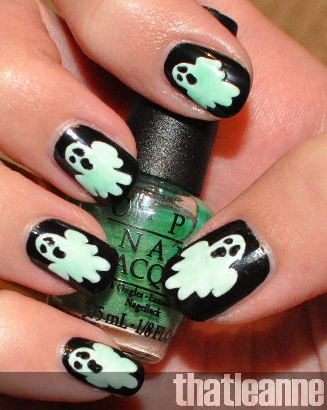 thatleanne: Glow in the dark ghost nail art for Halloween!