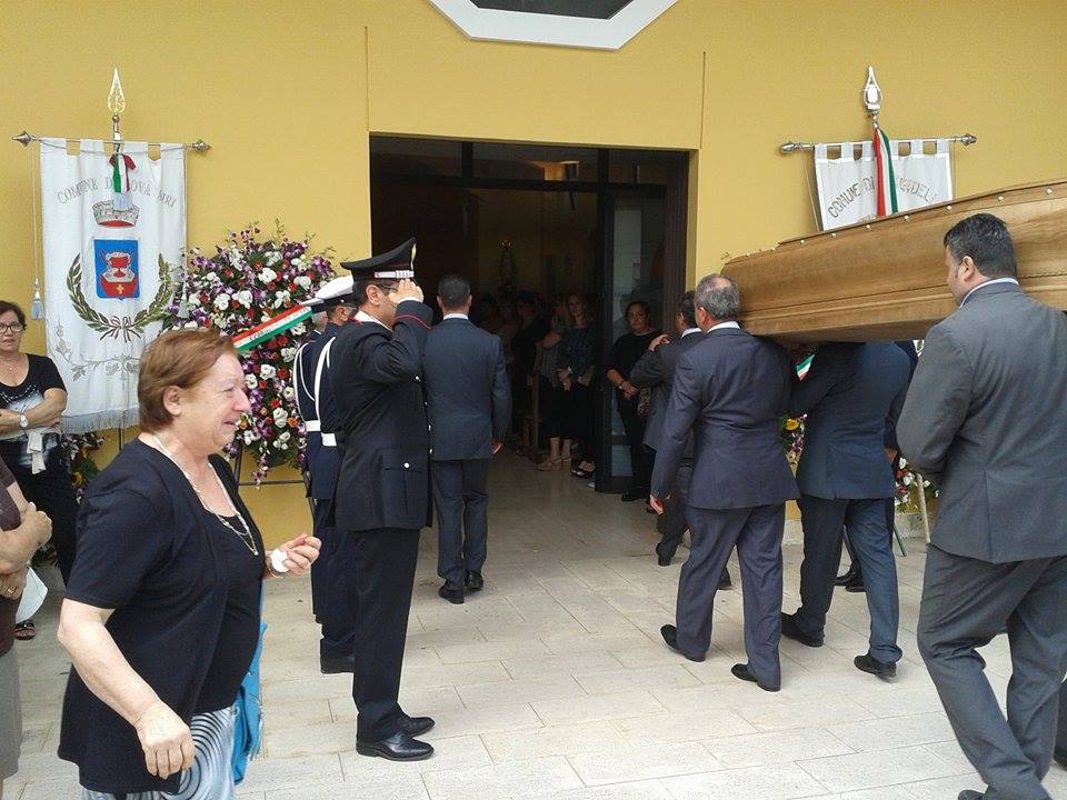 Filippo Mele Blog: NOVA SIRI. L'ULTIMO SALUTO A GIULIA FAVALE, LA ...