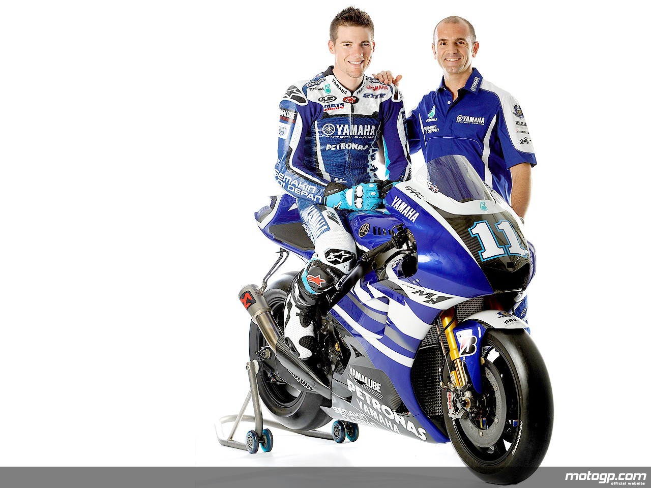KB BiKeRZ: Yamaha Factory Racing unveils the new 2011 YZR-M1