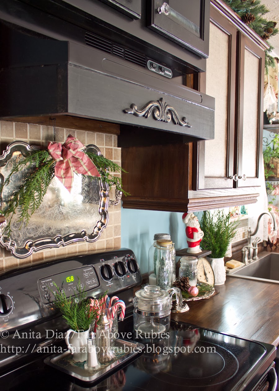 Farmhouse Christmas Kitchen - Whispering Pines Homestead