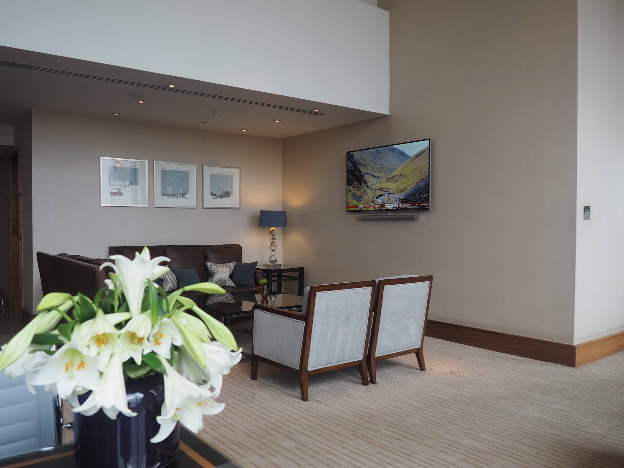 VinaTraveler's Blog: My Top 20 Best Hotel Club Lounges!