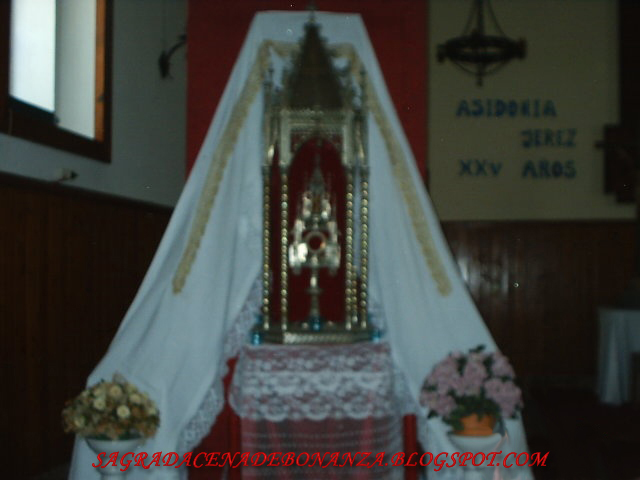 Sagrada Cena Bonanza: Altares