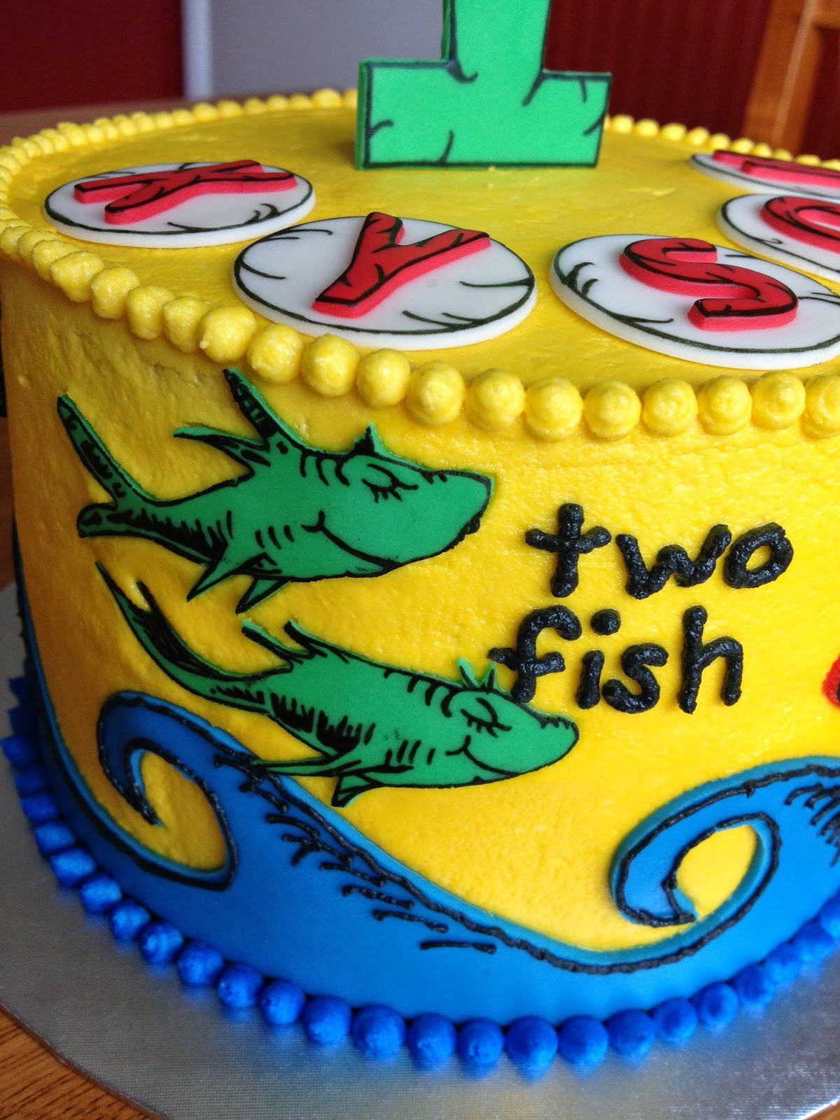 Sugar Love Cake Design: One Fish, Two Fish, Red Fish, Blue Fish