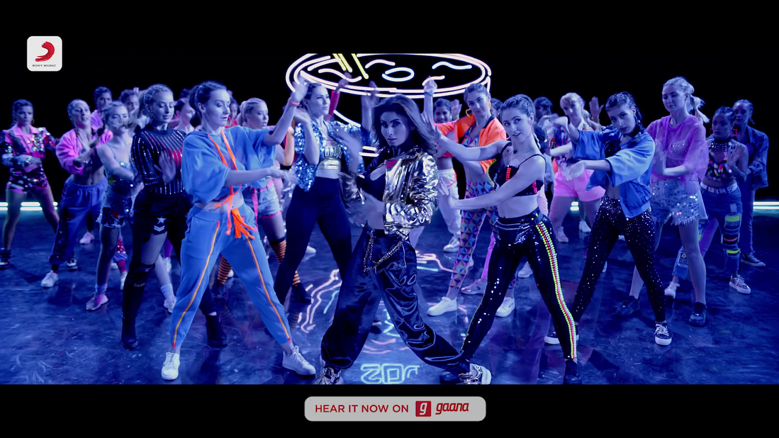 STARS INDIAN OF INDIAN TELEVISION: Mouni Roy looking stunning in The ...