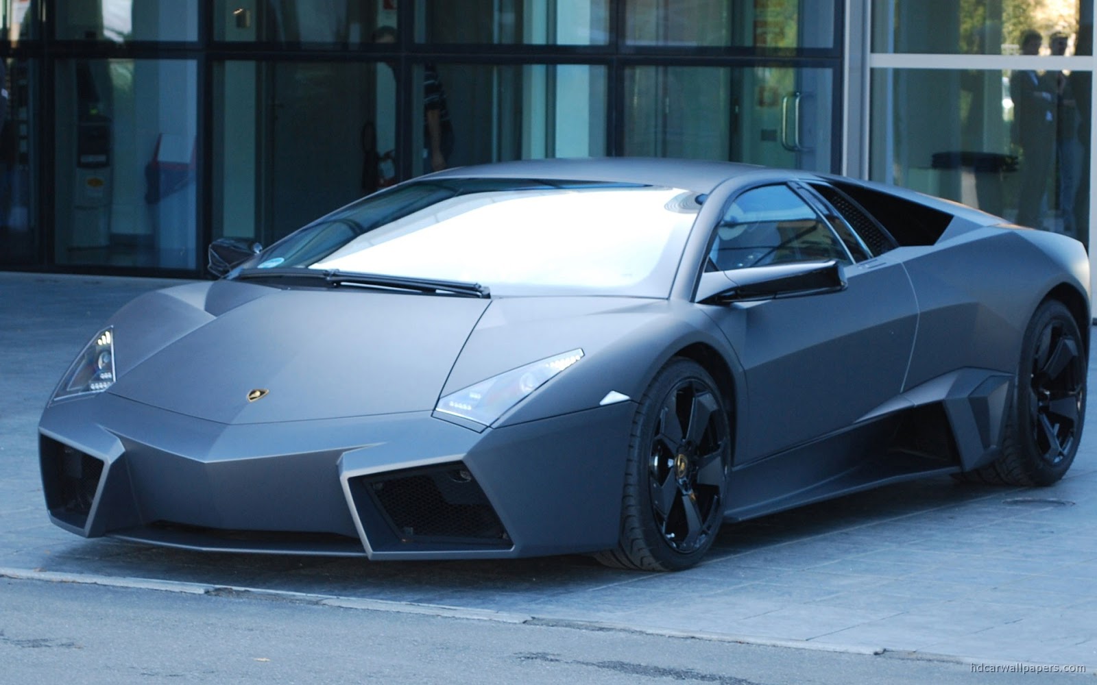 New_lamborghini_Car-Wallpaper - Wallpaper