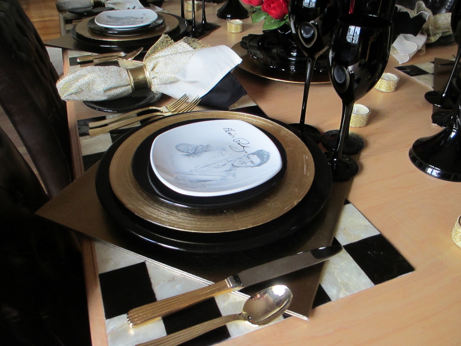 The Welcomed Guest: Elvis' Birthday Tablescape