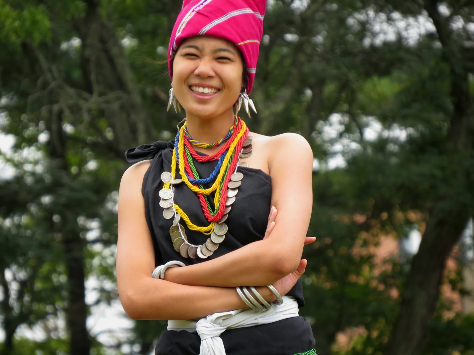 Karenni Traditional Cloths: Really Karenni