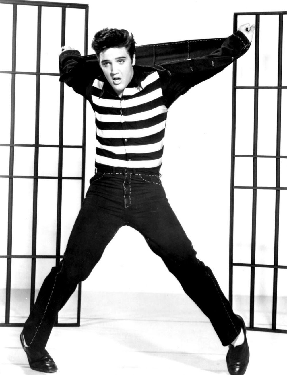 Elvis Presley Promoting the Film “Jailhouse Rock”, 1957 | Vintage News ...