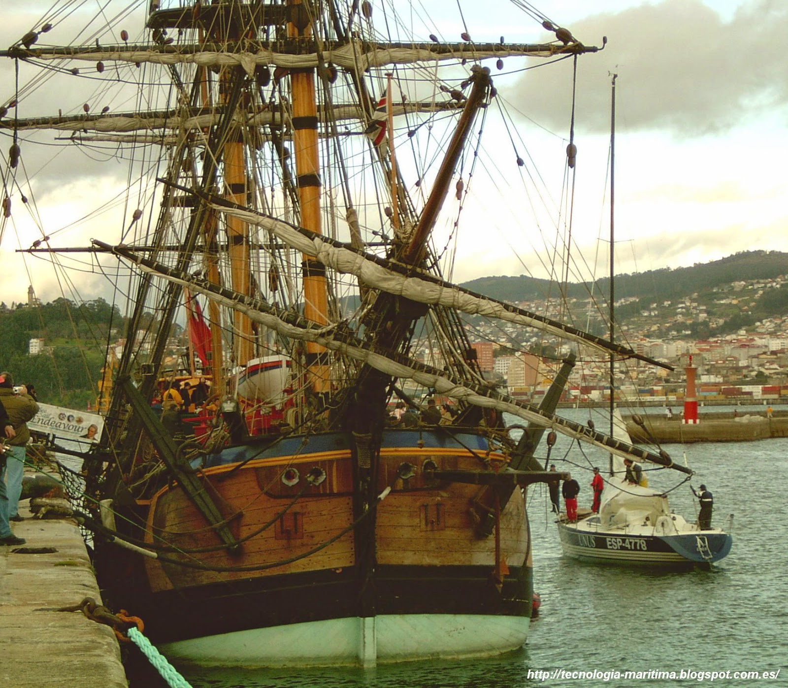 HM Bark Endeavour (Vigo-2004)