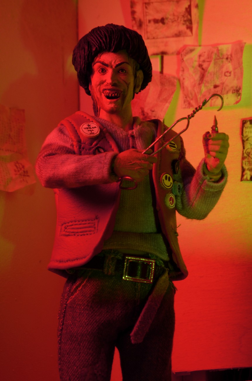 The Texas Chainsaw Massacre Fansite: Texas Chainsaw Massacre 2 - 8 ...