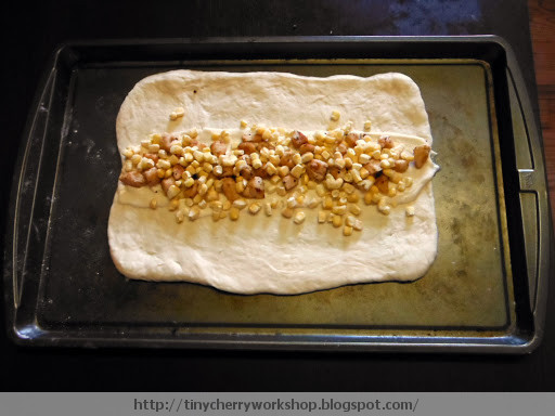Tiny Cherry: Trenza (filled braided bread) Recipe/Tutorial