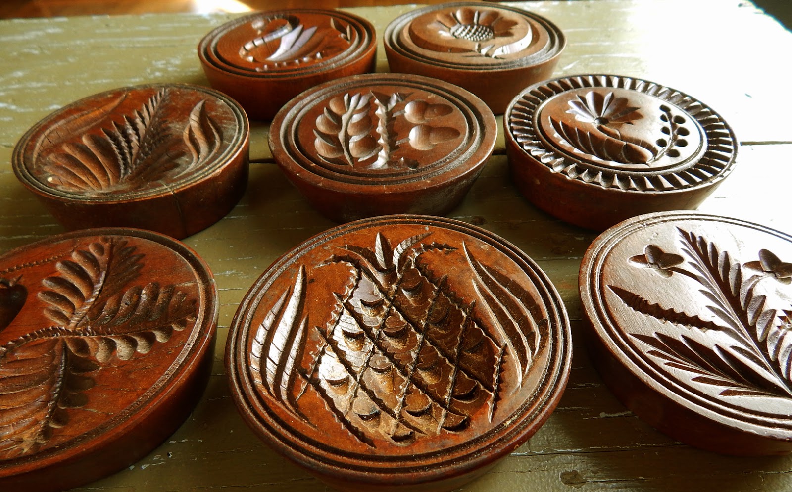 Saturdays Vintage Finds: Hand Carved Butter Print Molds