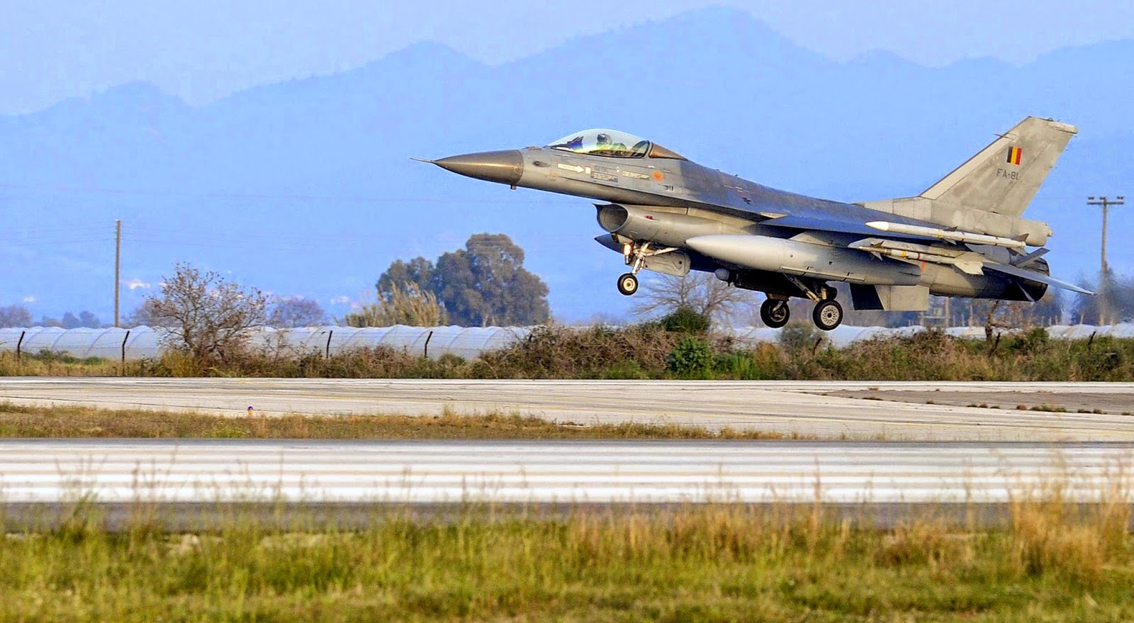 MIRAGEC14: Belgium to Send Six F-16 Jets to Battle ISIS Militants In Iraq