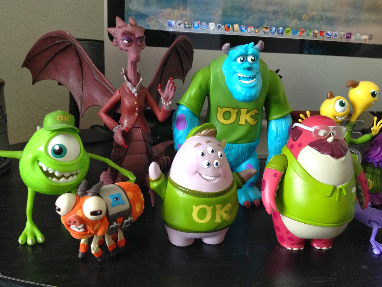 Dan the Pixar Fan: Monsters University: Disney Store Dean Hardscrabble ...