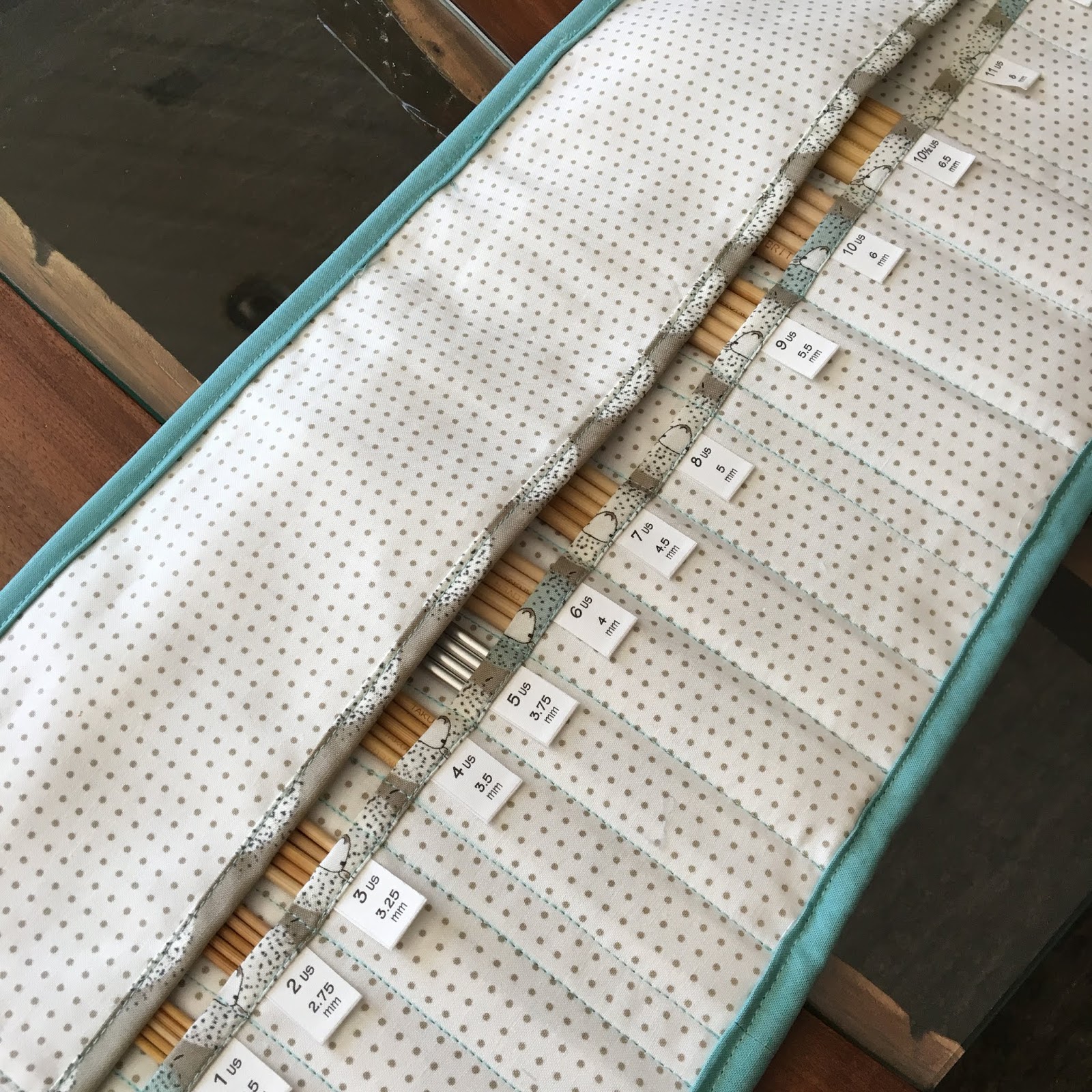 twiddletails: Knitting Needle Organizer