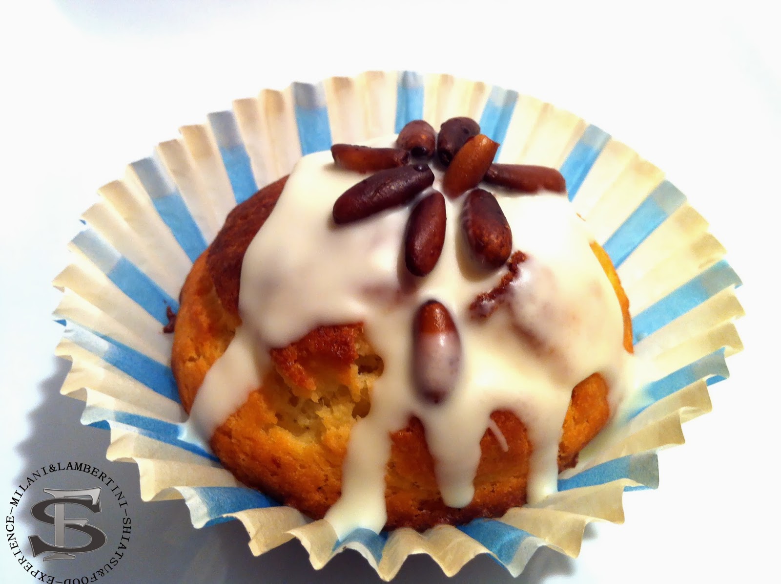 SHIATSU & FOOD EXPERIENCE : MUFFINS AL LIMONE E VANIGLIA RICOPERTI DI ...