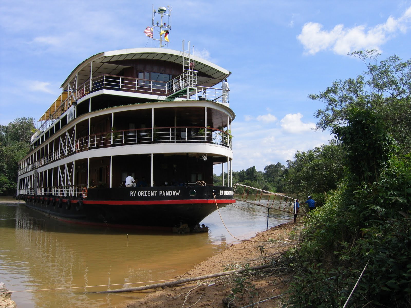 GO WILD IN BORNEO WITH PANDAW RIVER CRUISES