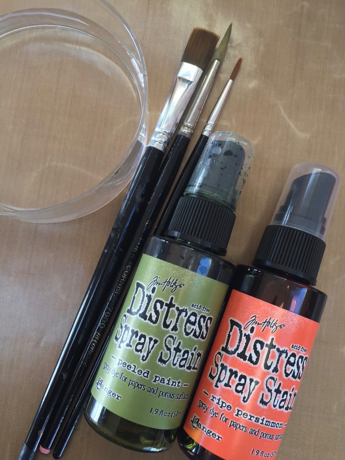 Studio 490: watercoloring with distress stains...