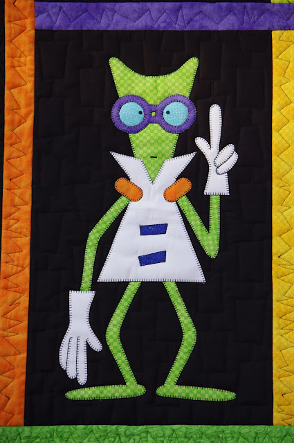 Alien Quilt - Ahhh...Quilting